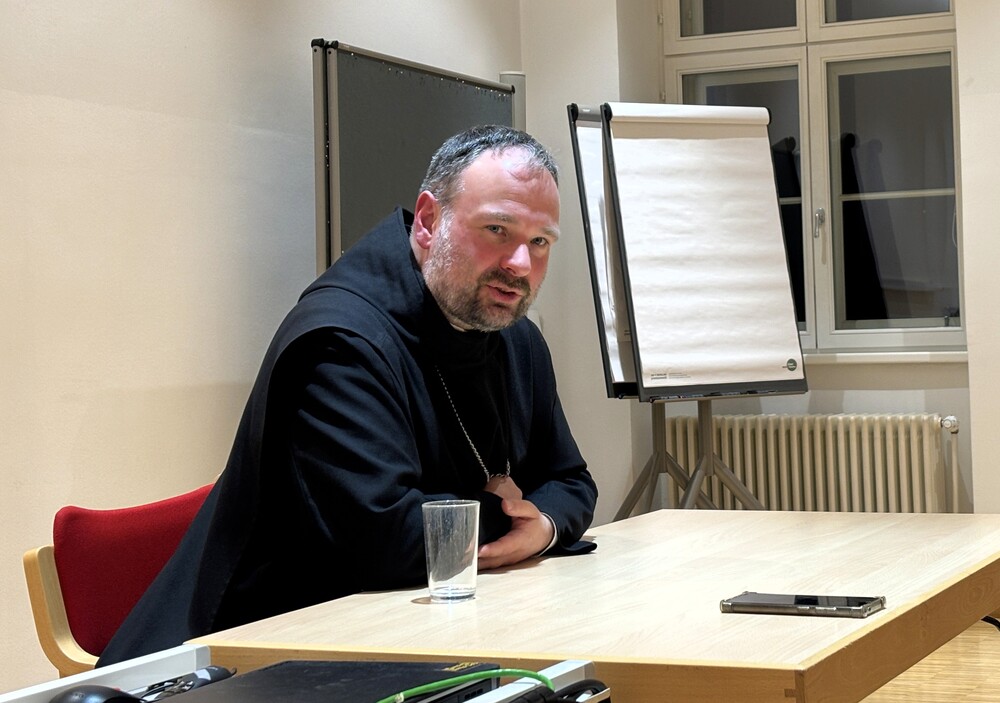 „Wir sind pro Mensch“ – Abt Nikodemus Schnabel über Christsein im ...