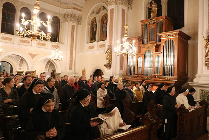 Sr. Bonaventura Holzmann als Generaloberin der Elisabethinen in Graz wiedergewählt